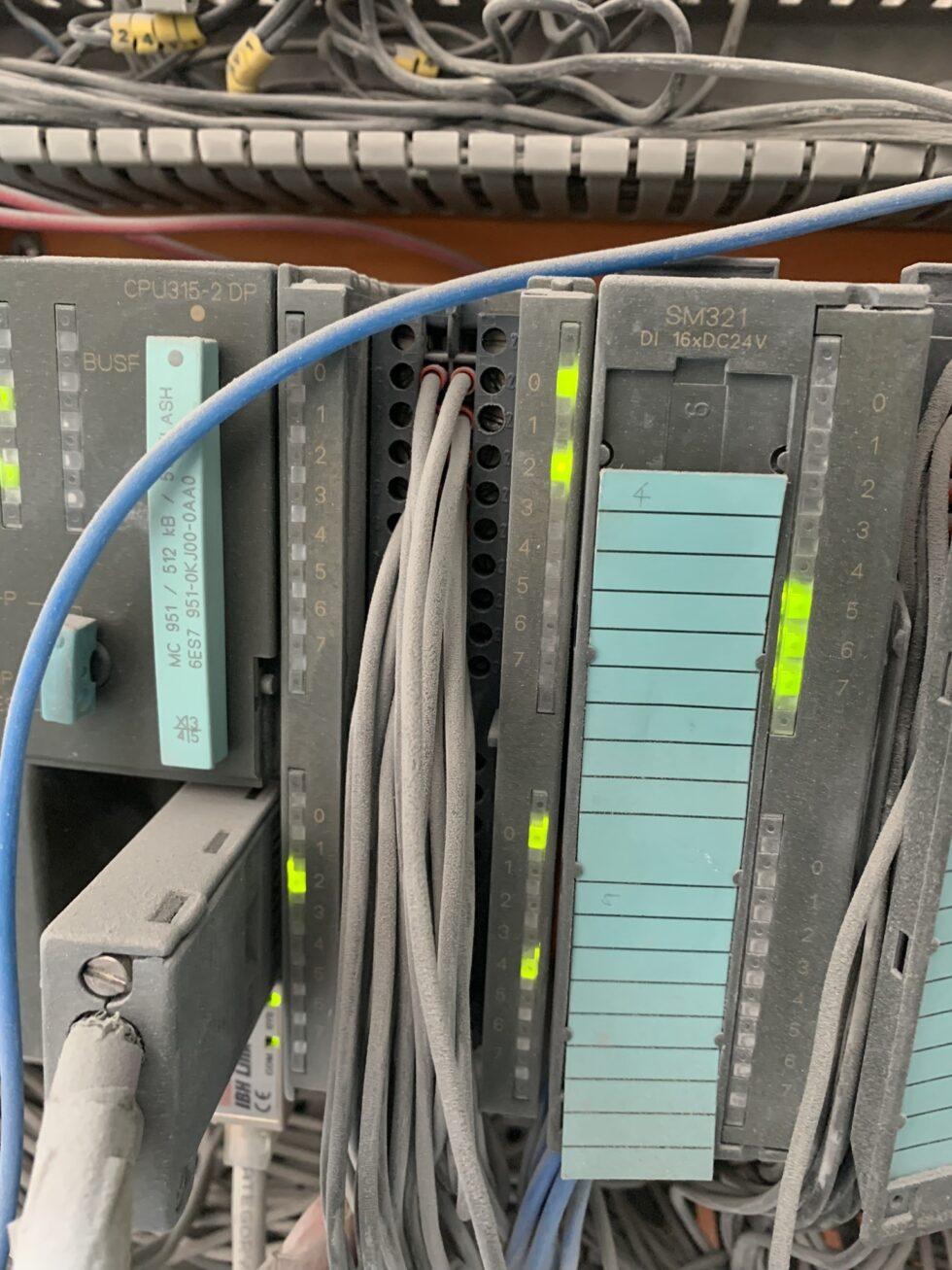 Cambio De PLC Antiguo Por Plataforma Moderna: Minimizar Riesgos Y ...